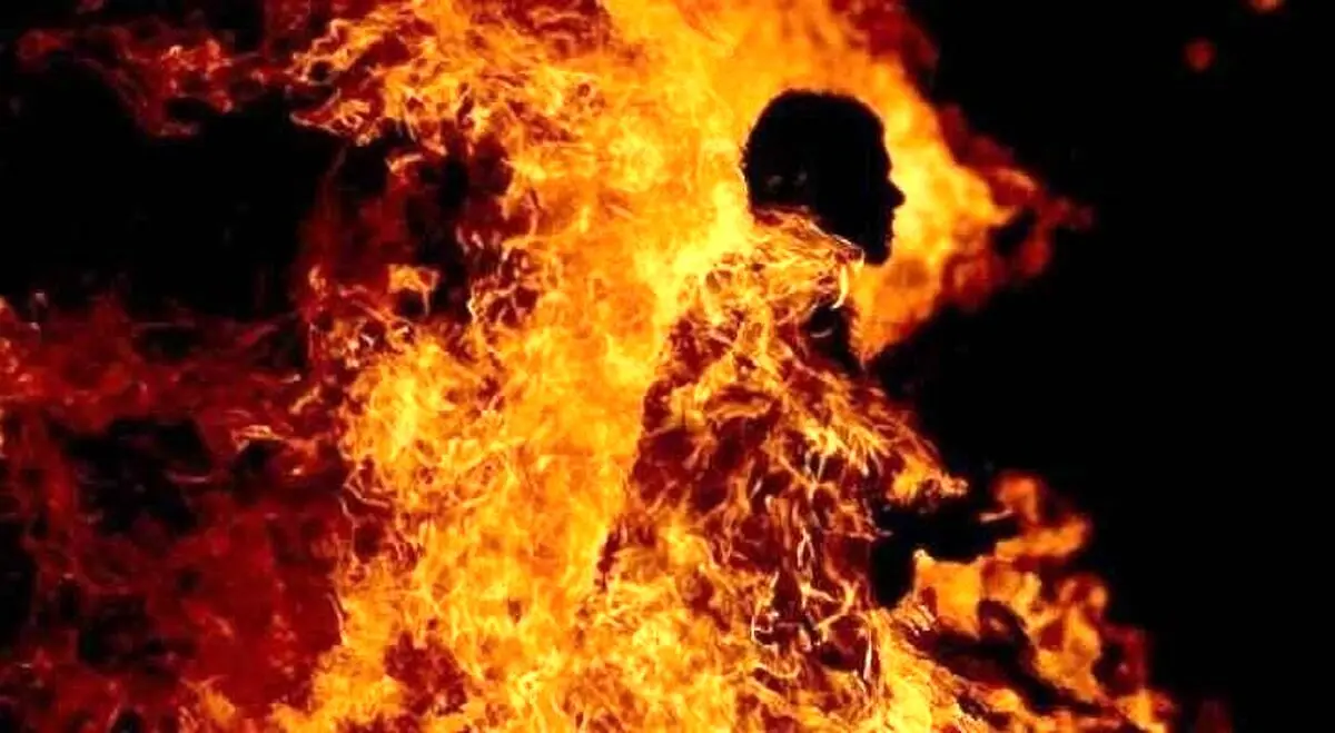 خودکشی وحشتناک این پدر در روز عروسی دخترش خودش و خانه را منفجر کردفیلم