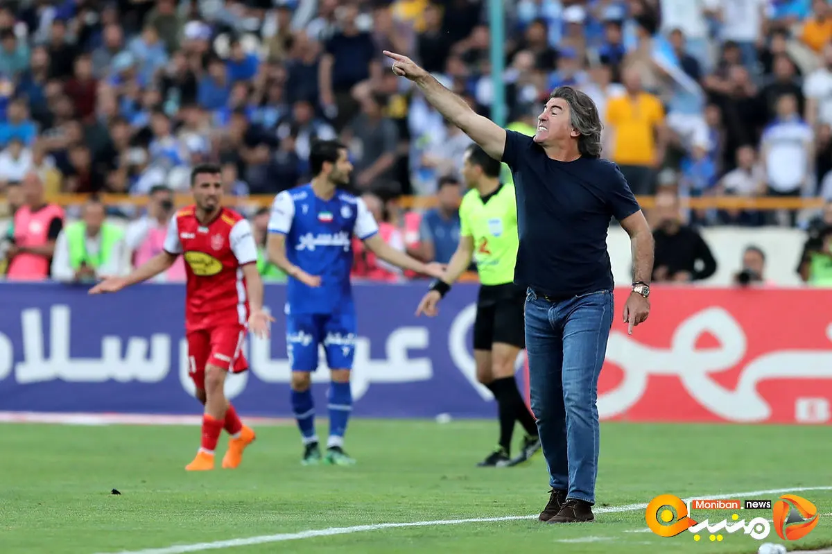 حمله تند یک پرسپولیسی به ساپینتو؛ دیده شده آب دهان پرتاب میکند سرمربی